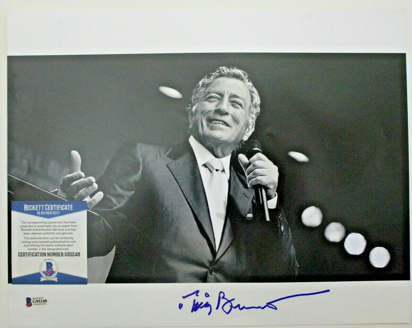 Tony Bennett Signed 11X14 photo W/Beckett COA G95248 Music Legend ...