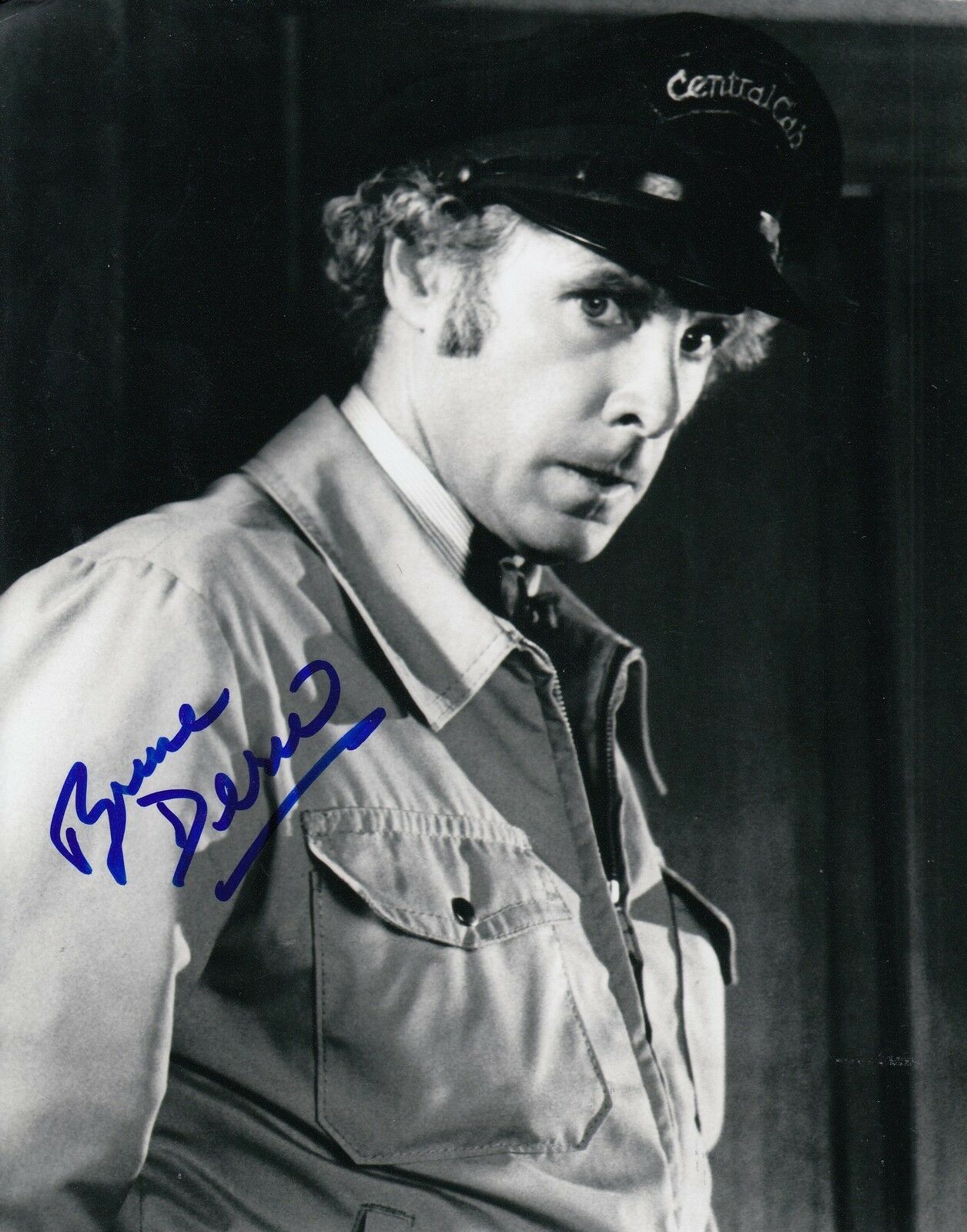 BRUCE DERN signed (FAMILY PLOT) Movie 8X10 *GEORGE LUMLEY* photo W/COA ...