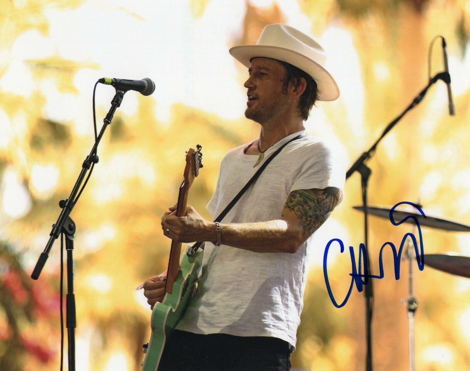 Chris Shiflett Foo Fighters Guitarist Signed 8x10 Photo w/COA ...