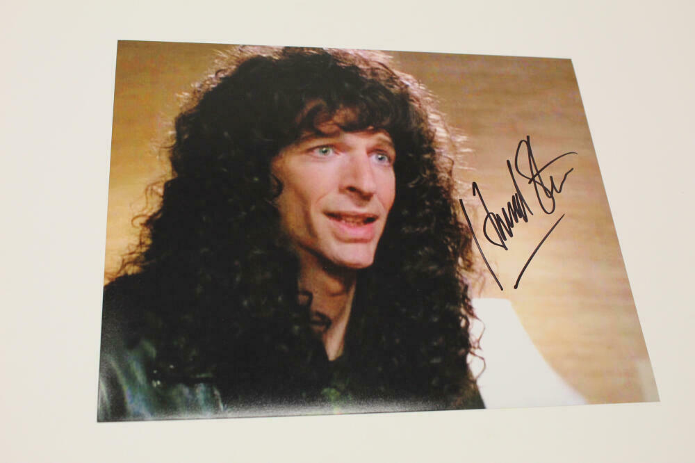 HOWARD STERN SIGNED AUTOGRAPH 8X10 PHOTO - RARE IMAGE, COMES AGAIN ...