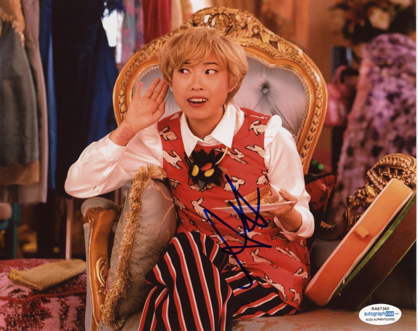 Awkwafina "Crazy Rich Asians" AUTOGRAPH Signed 8x10 Photo C ACOA ...