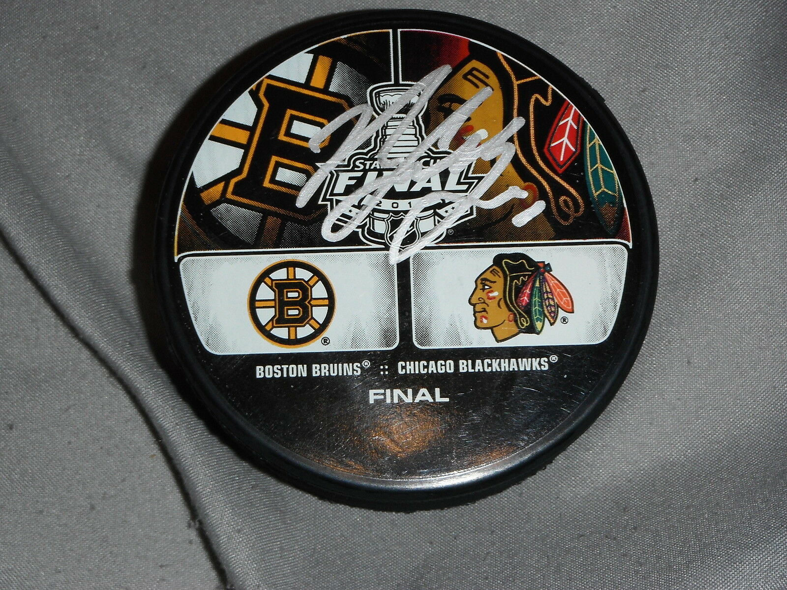 2013 CHICAGO BLACKHAWKS NICK LEDDY SIGNED STANLEY CUP PUCK Collectible ...
