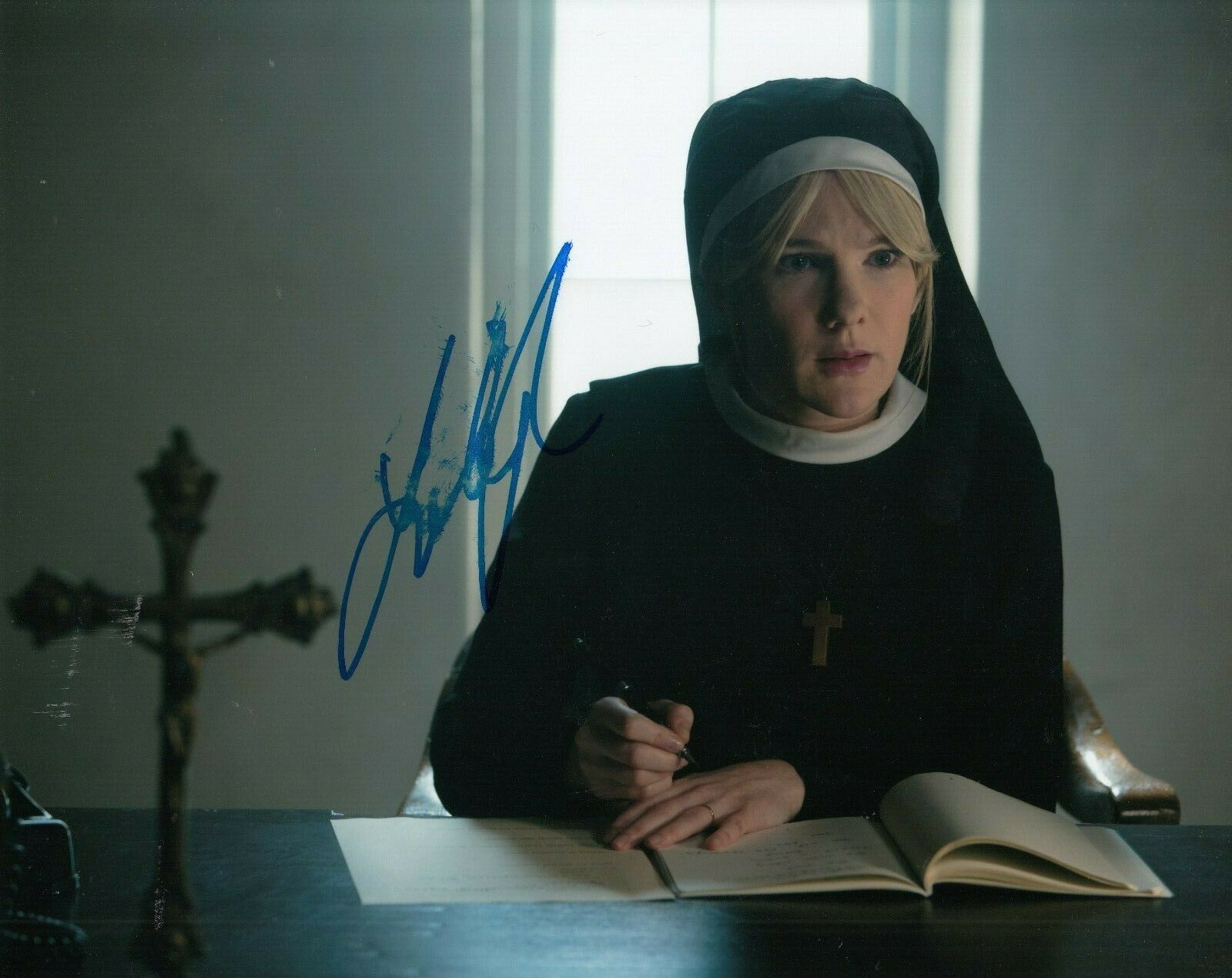 LILY RABE signed (AMERICAN HORROR STORY) 8X10 photo *Sister McKee* W ...