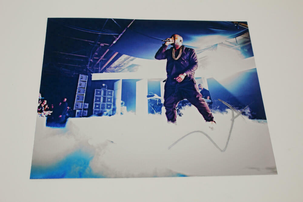KANYE WEST SIGNED AUTOGRAPH 8X10 PHOTO - THE COLLEGE DROPOUT ...