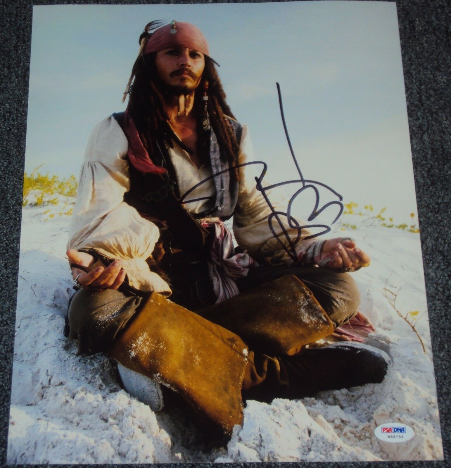 JOHNNY DEPP SIGNED AUTOGRAPH "PIRATES OF CARIBBEAN" 11X14 PHOTO PSA/DNA ...