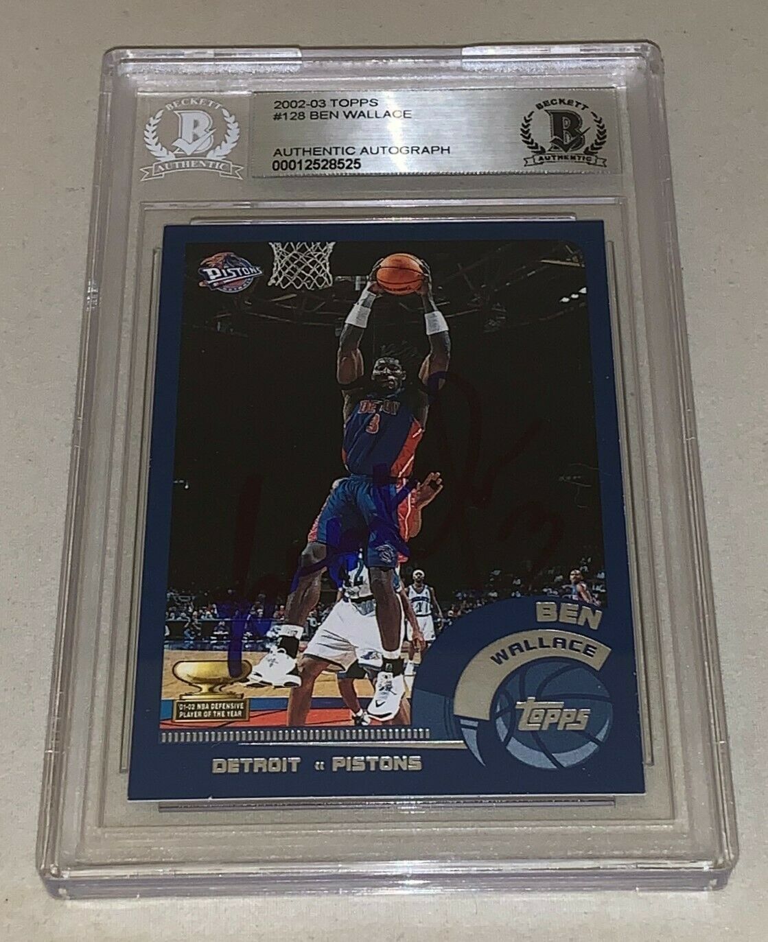 Ben Wallace Detroit Pistons signed 2002-03 Topps #128 Card BAS Beckett ...