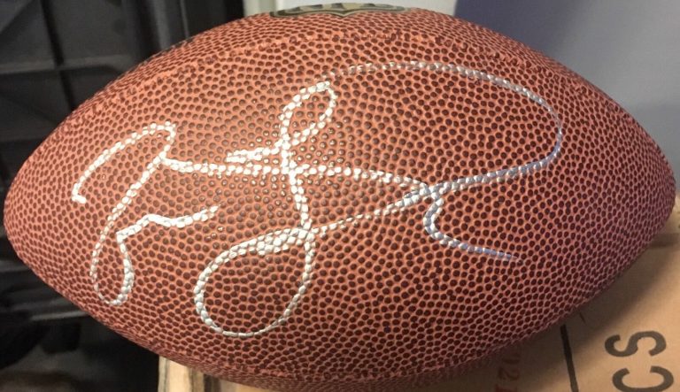 Online Signed Sports Memorabilia Shop | Autographia
