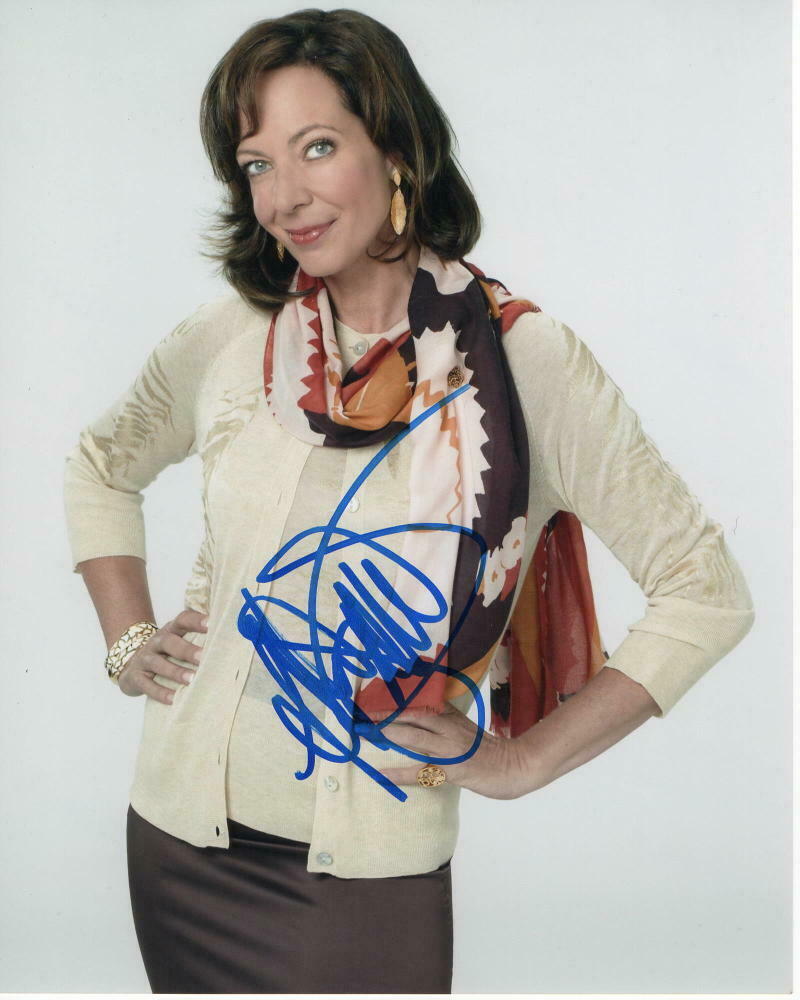 ALLISON JANNEY SIGNED AUTOGRAPH 8X10 PHOTO - THE WEST WING, I TONYA ...