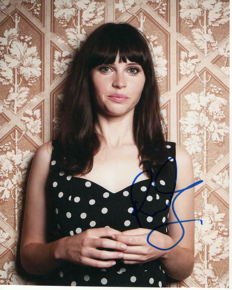 FELICITY JONES SIGNED AUTOGRAPH 8X10 PHOTO - BEAUTIFUL, ROGUE ONE, STAR ...