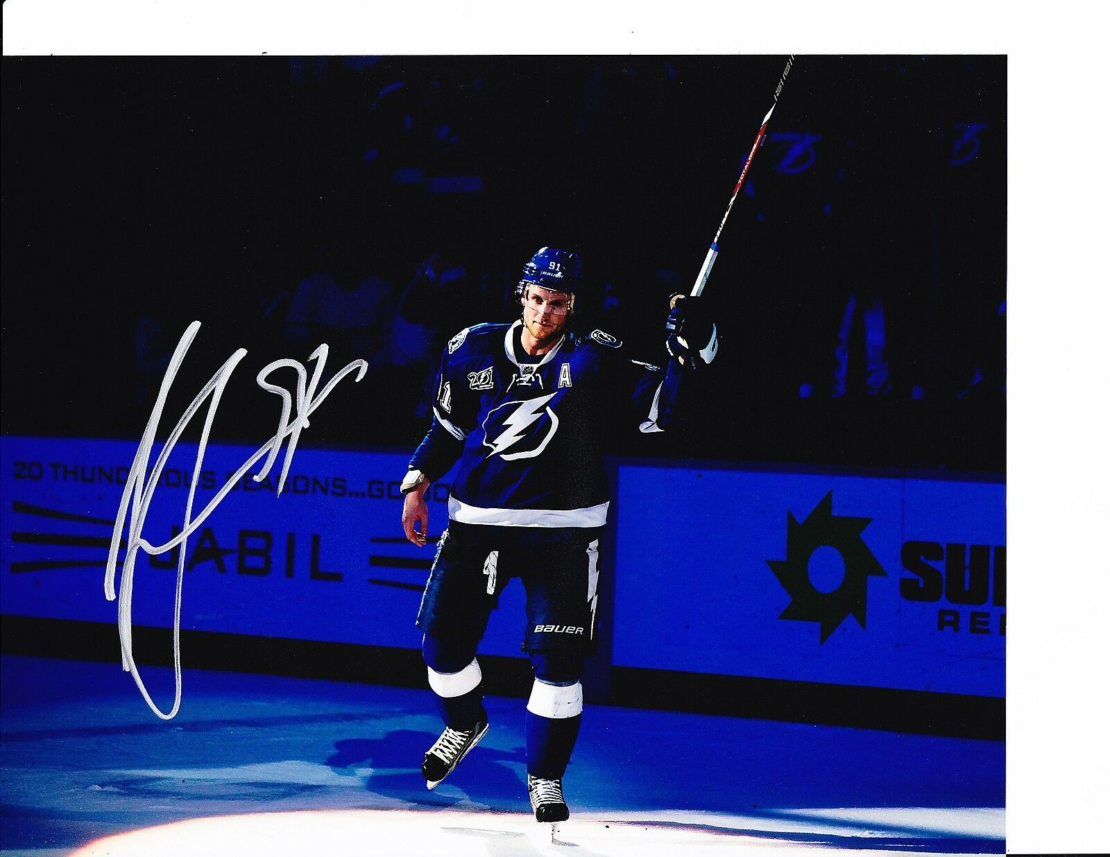 UNDER SIEGE RAYMOND CRUZ SIGNED 8X10 Collectible Memorabilia | Autographia