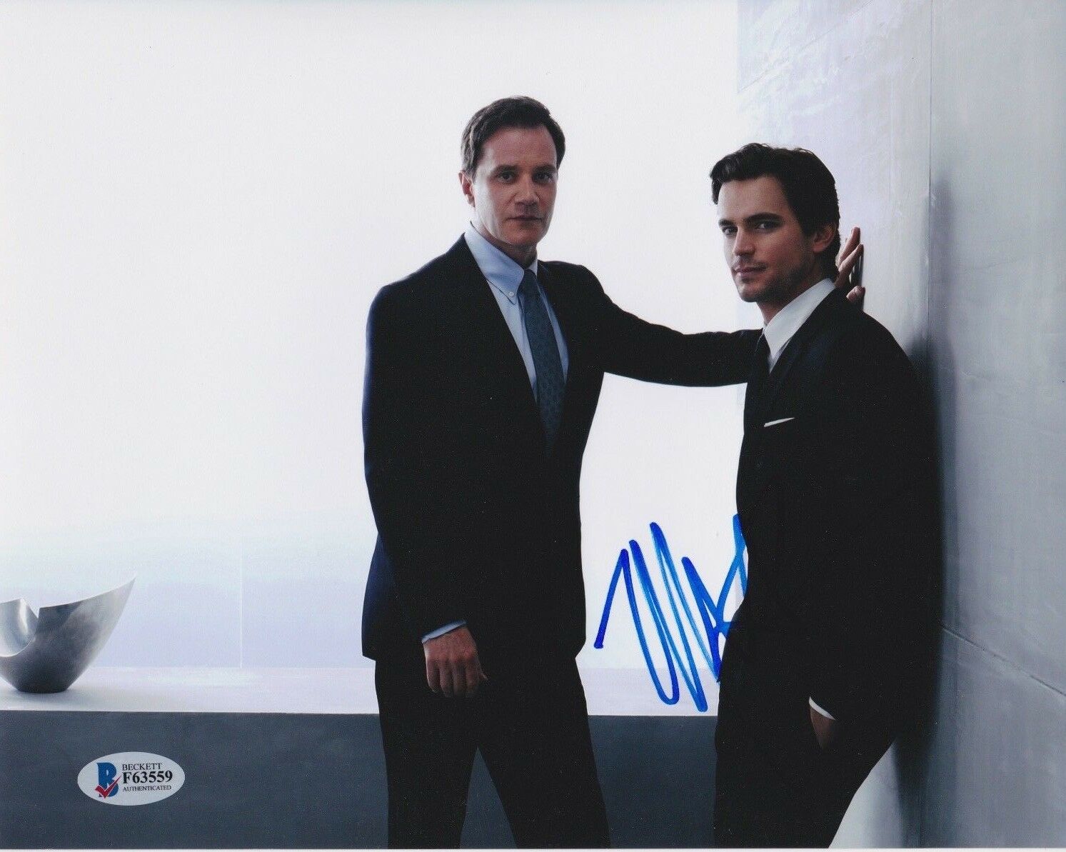MATT BOMER SIGNED 8X10 PHOTO WHITE COLLAR BECKETT BAS AUTOGRAPH AUTO ...