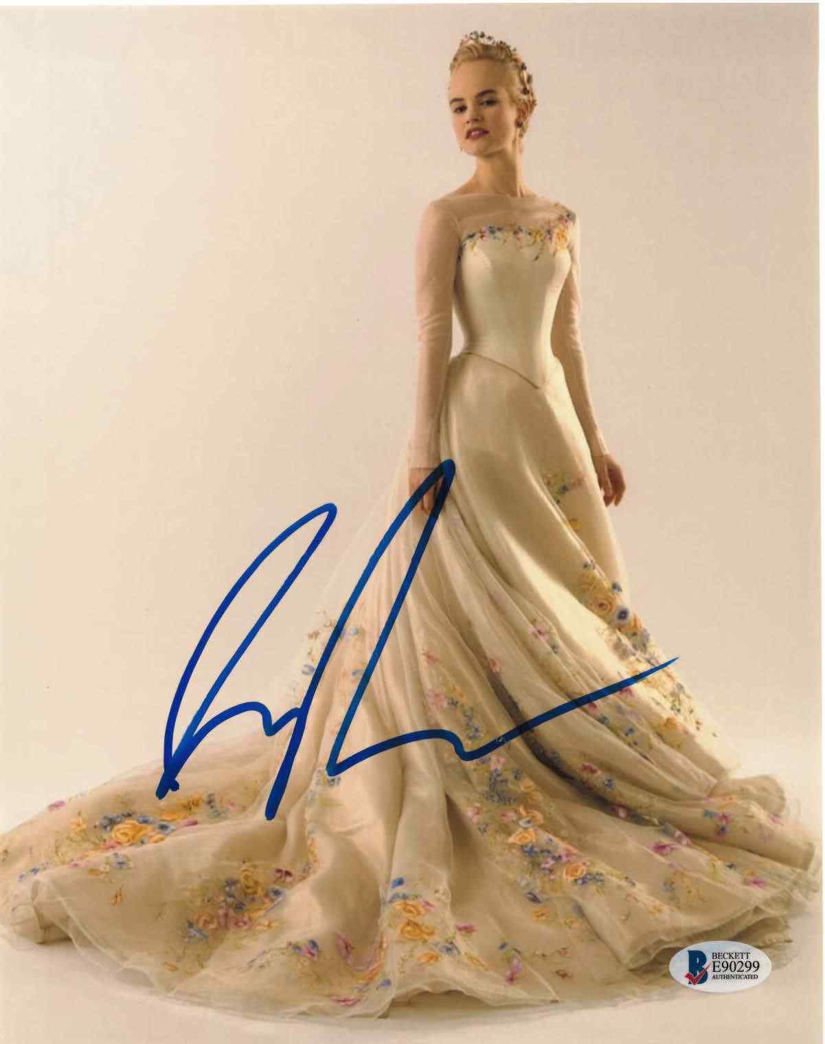 LILY JAMES SIGNED 8X10 PHOTO CINDERELLA BECKETT BAS AUTOGRAPH AUTO COA ...