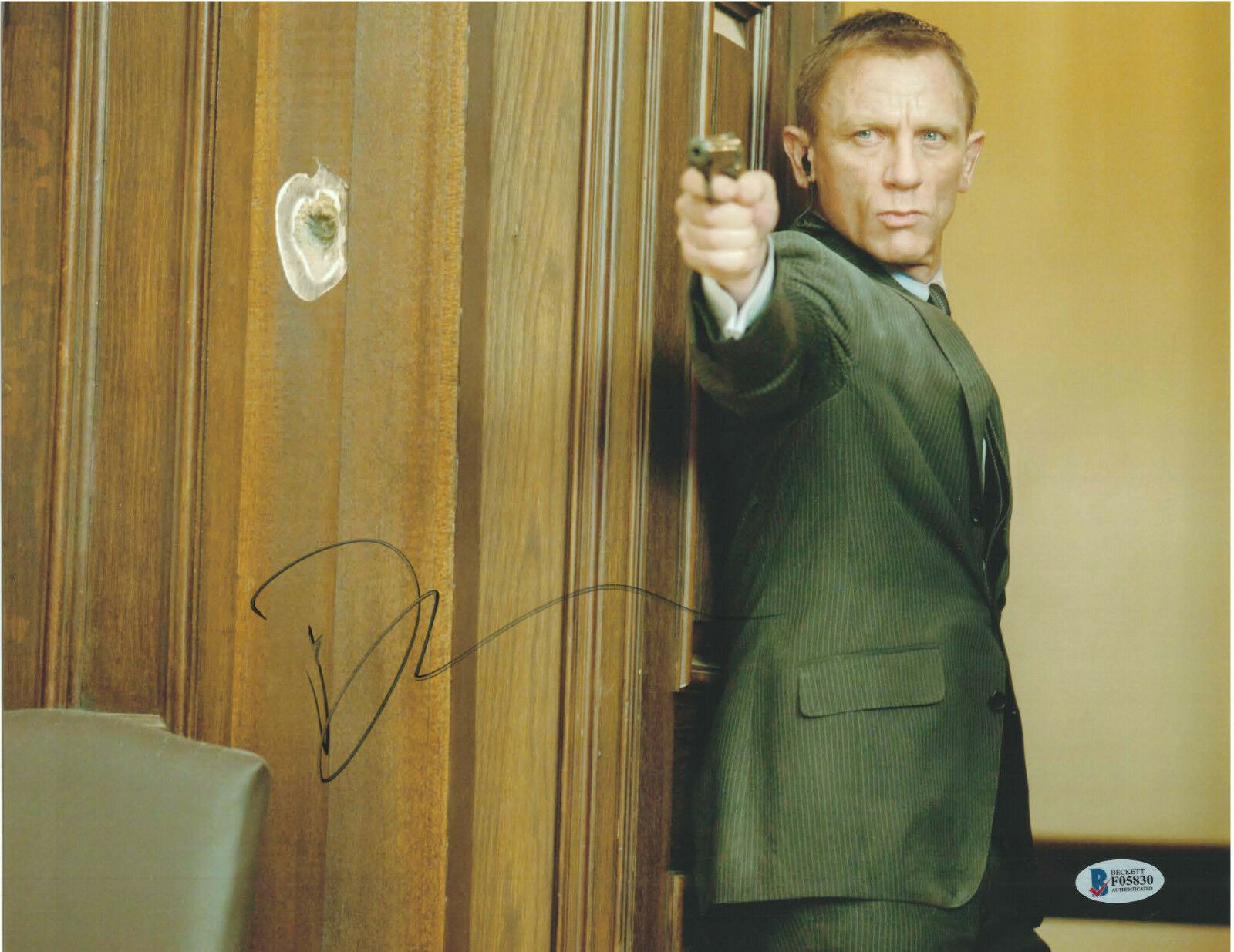 DANIEL CRAIG SIGNED 11X14 PHOTO JAMES BOND 007 BECKETT BAS AUTOGRAPH ...