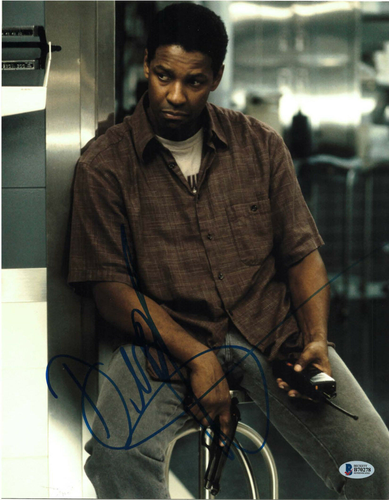 DENZEL WASHINGTON SIGNED 11X14 PHOTO TITANS JOHN Q BECKETT BAS ...