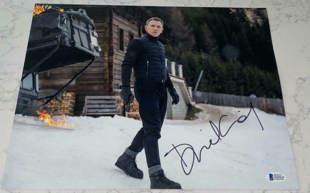 DANIEL CRAIG SIGNED FULL NAME AUTOGRAPH CLASSIC JAMES BOND 11x14 PHOTO ...