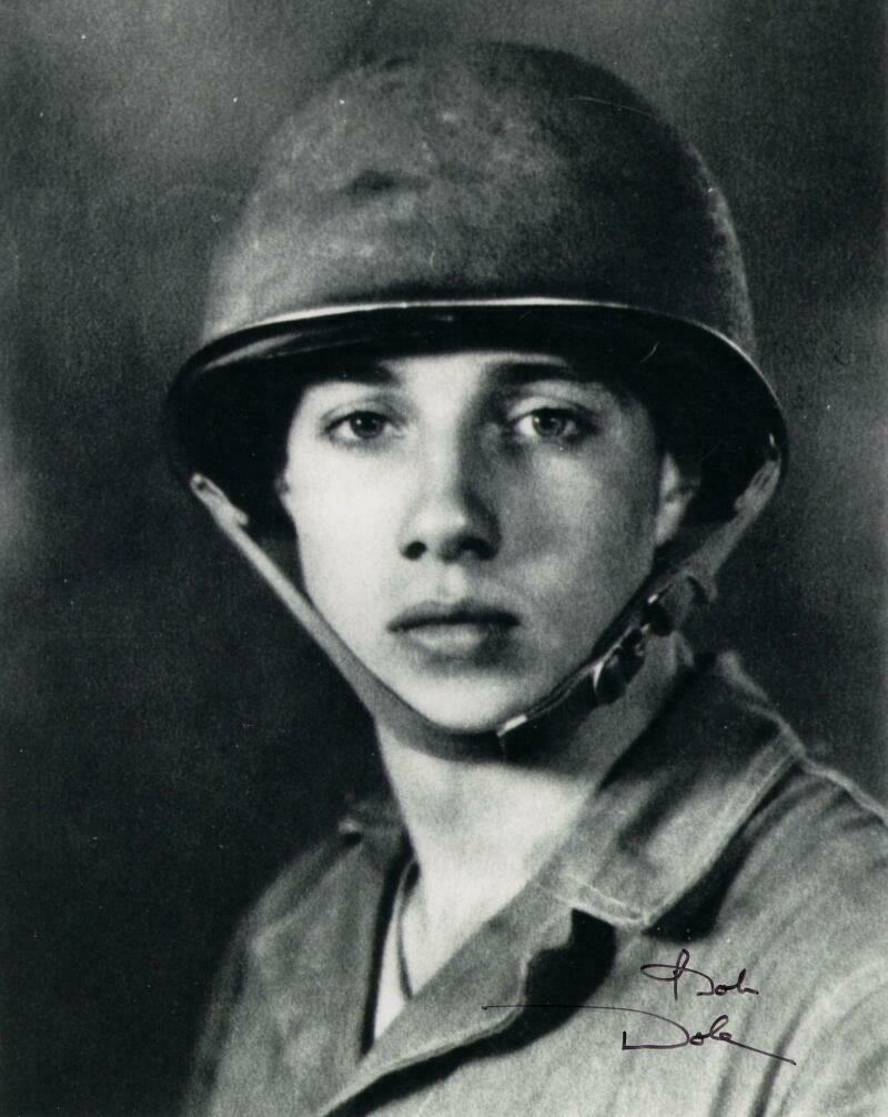 SENATOR BOB DOLE SIGNED AUTOGRAPH 8X10 PHOTO - YOUNG WW2 WORLD WAR II ...