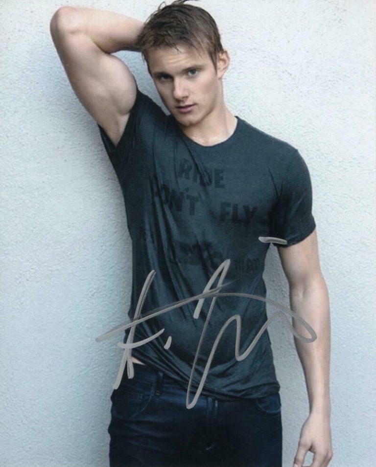 ALEXANDER LUDWIG SIGNED AUTOGRAPH 8X10 PHOTO - SEXY RIPPED HUNGER GAMES ...
