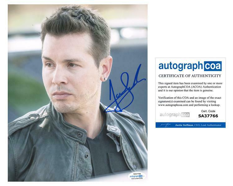 Jon Seda "Chicago P.D." AUTOGRAPH Signed 'Antonio Dawson' 8x10 Photo B ...