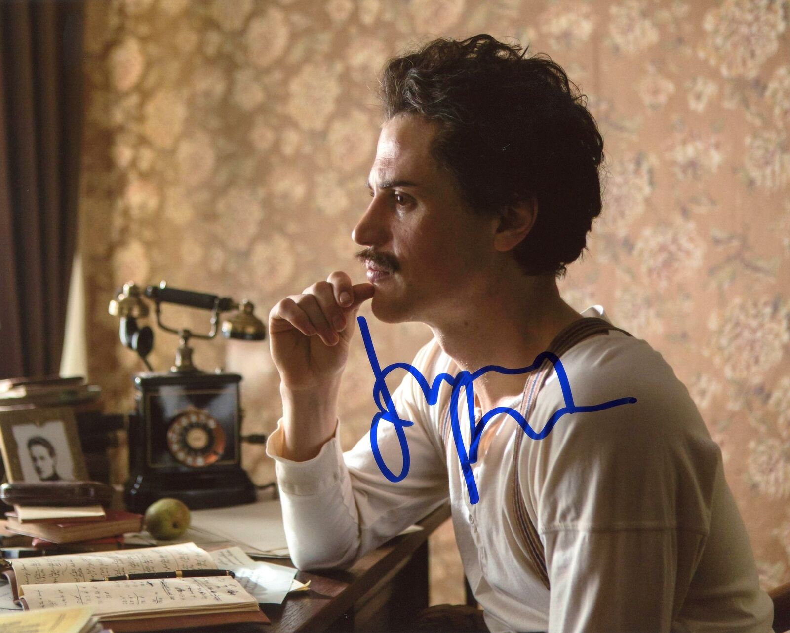 Johnny Flynn "Genius" AUTOGRAPH 'Einstein' Signed 8x10 Photo ACOA ...