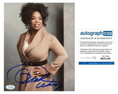 Oprah Winfrey AUTOGRAPH Signed 8x10 Photo D ACOA Collectible ...