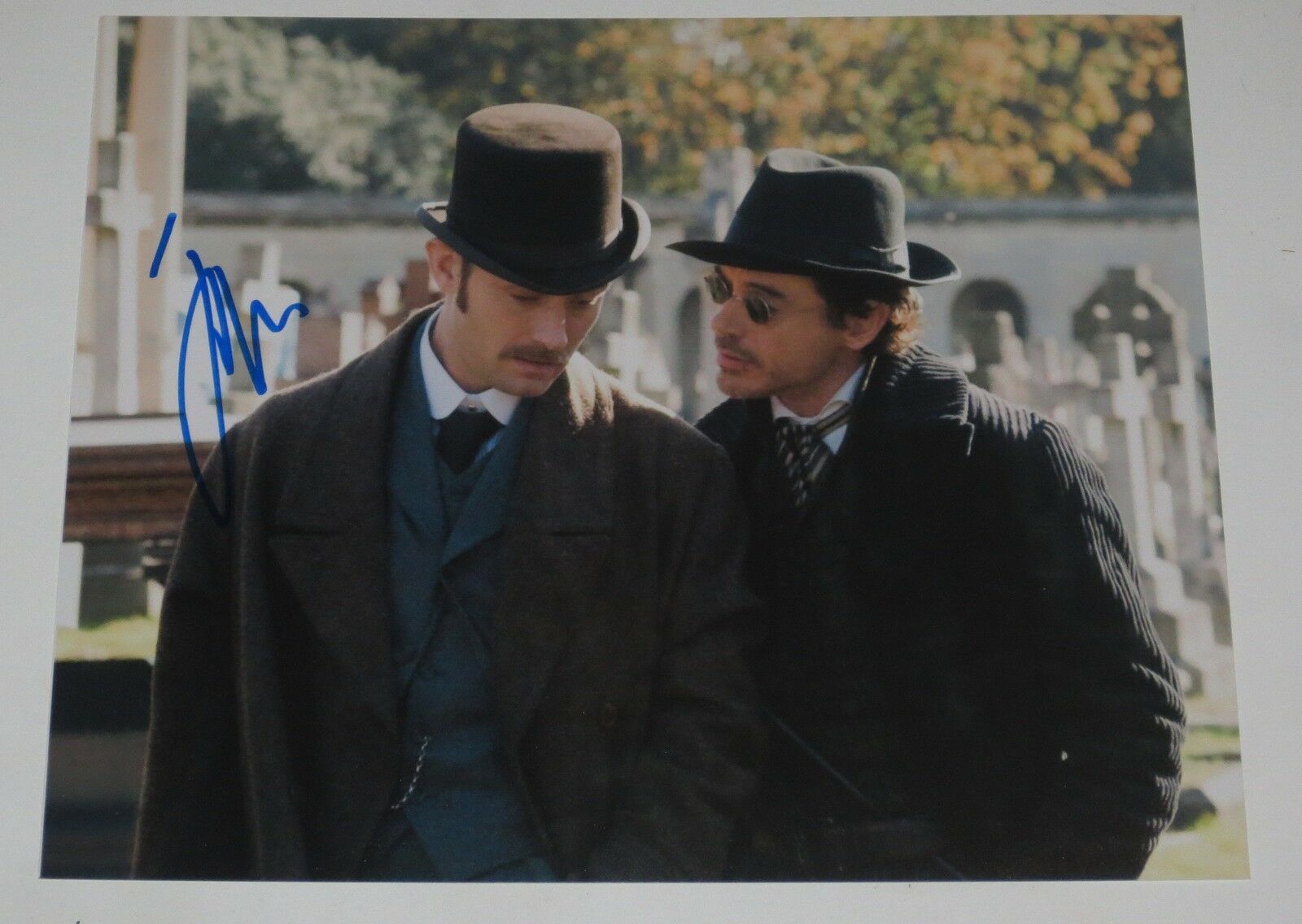 JUDE LAW SIGNED 8X10 PHOTO AUTOGRAPH SHERLOCK HOLMES COA A Collectible ...