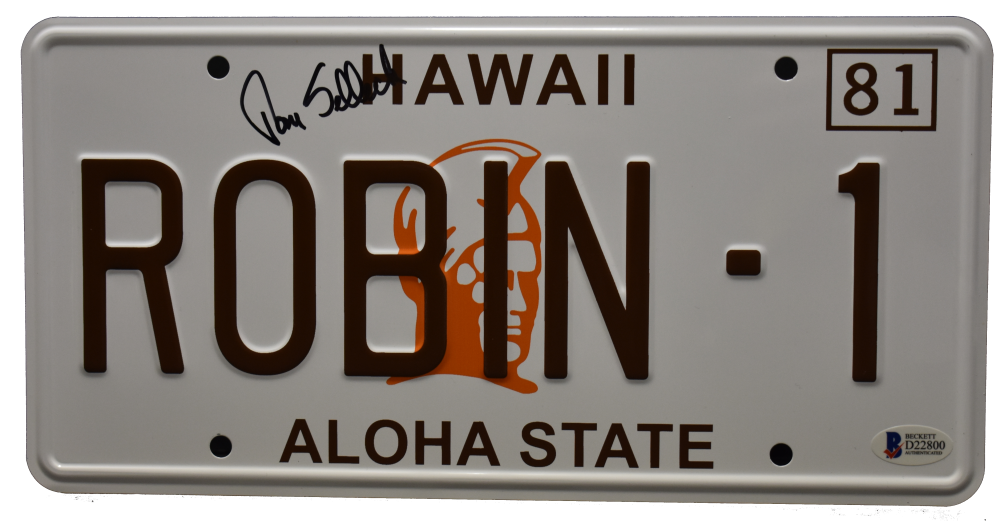 TOM SELLECK SIGNED MAGNUM P.I. LICENSE PLATE AUTHENTIC AUTOGRAPH ...
