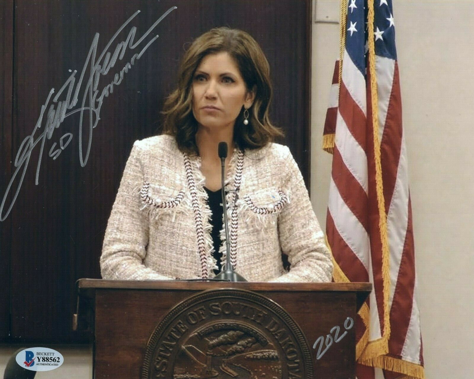Kristi Noem Signed South Dakota Republican 8x10 Photo w/Beckett COA ...