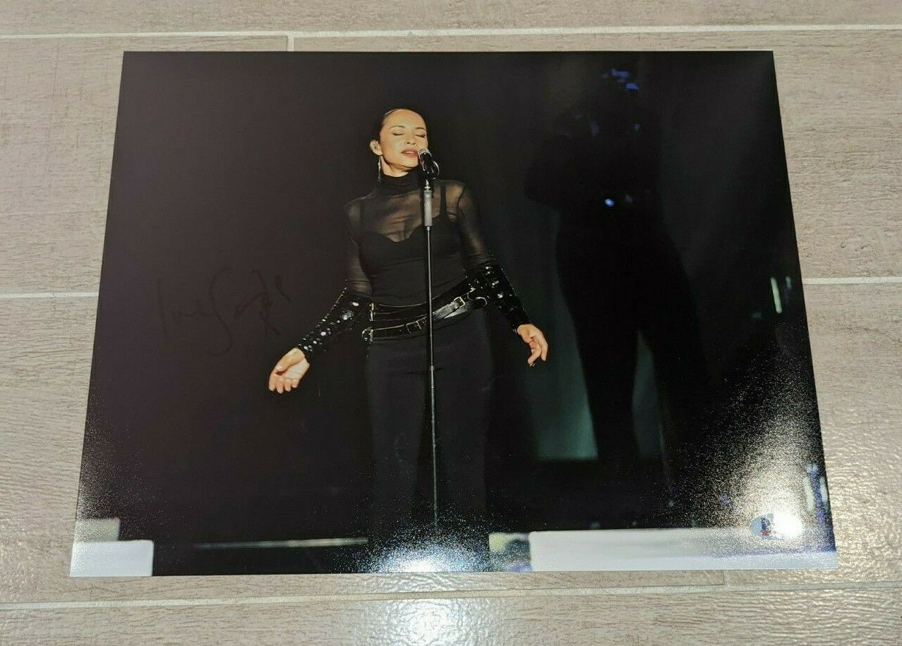 EXTREMELY RARE SADE signed autographed 11x14 PHOTO BECKETT COA (BAS ...