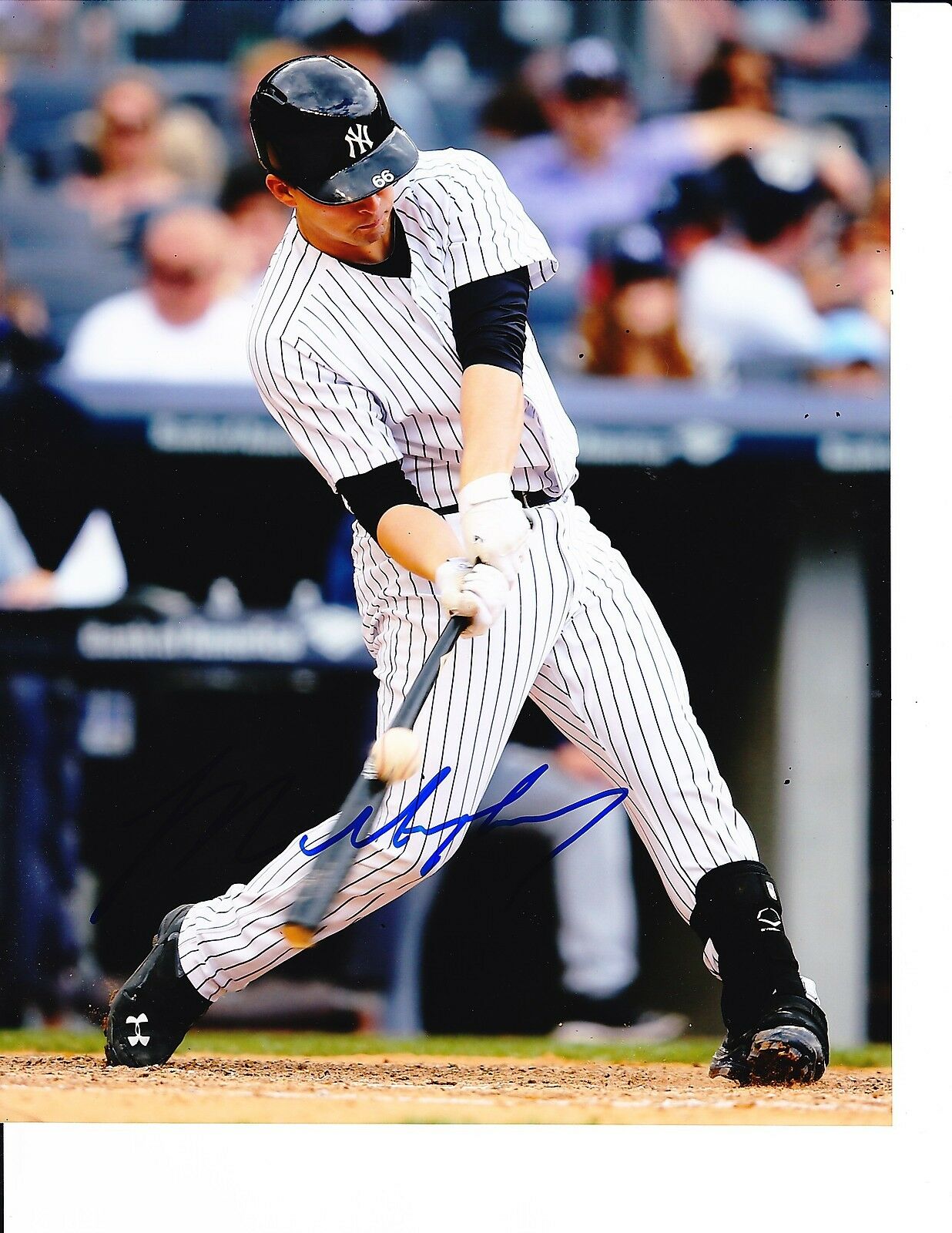 NEW YORK YANKEES JOHN RYAN MURPHY SIGNED HITTING 8X10 Collectible ...