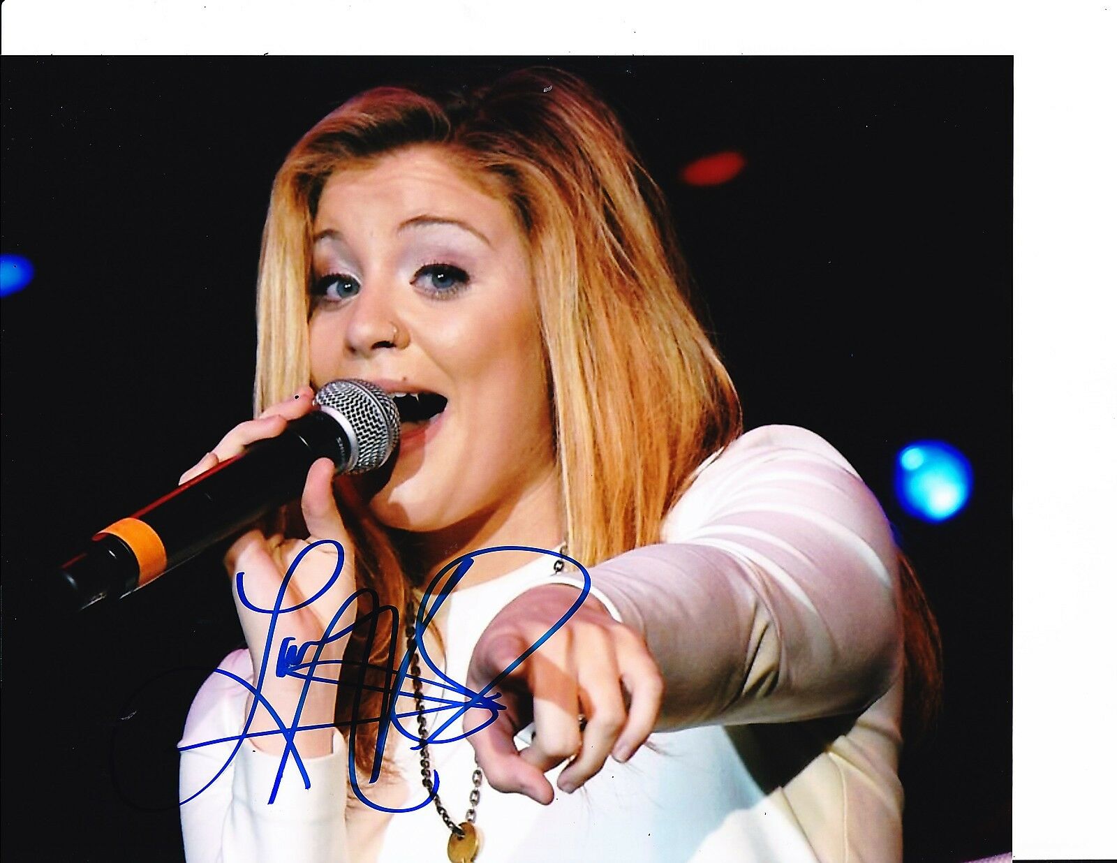 LAUREN ALAINA SIGNED IN CONCERT WHITE SHIRT 8X10 Collectible ...
