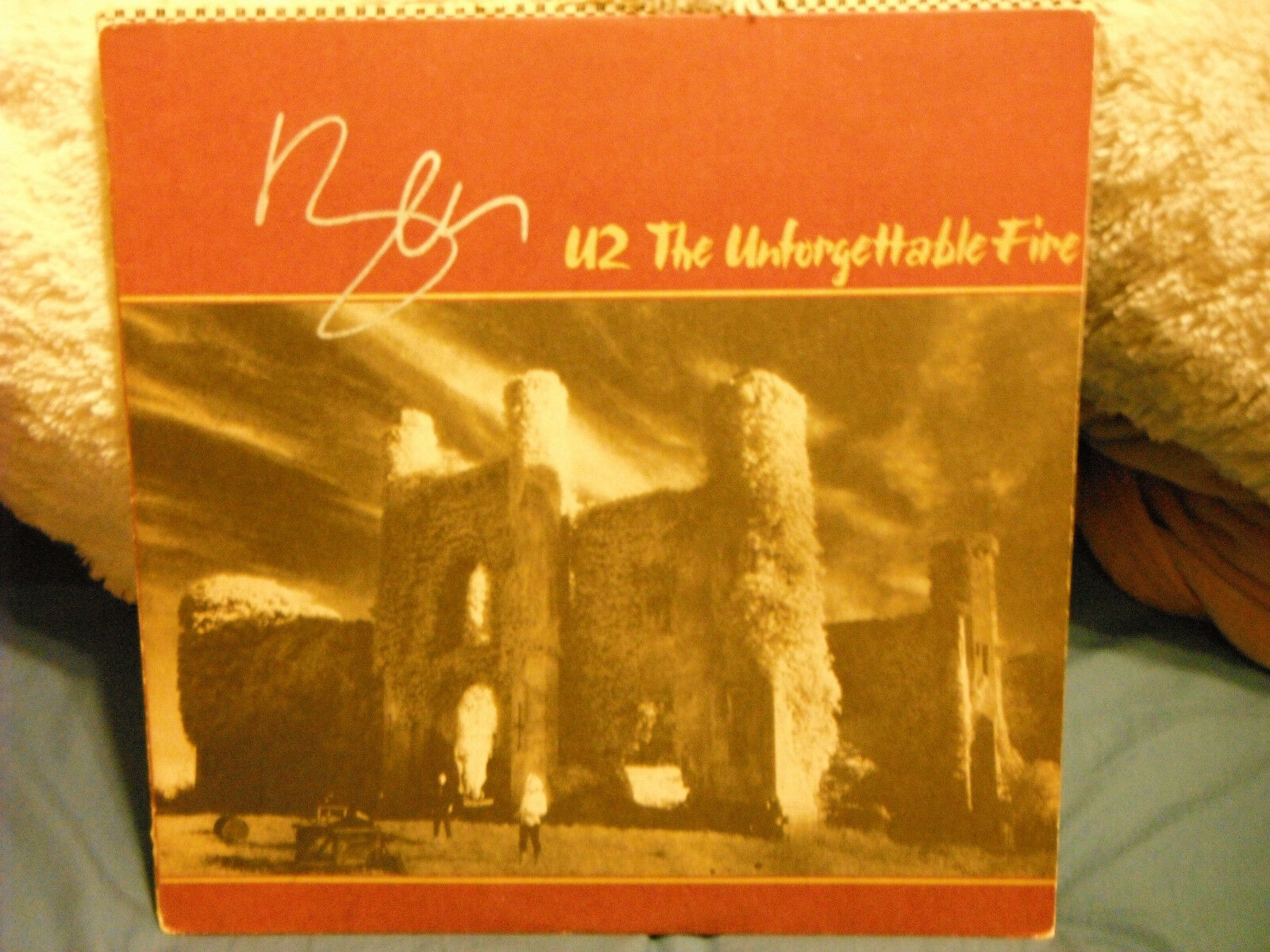 U2 BONO SIGNED THE UNFORGETTABLE FIRE VINYL RECORD Collectible ...