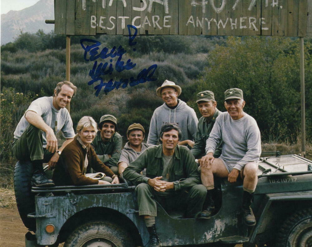 MIKE FARRELL SIGNED AUTOGRAPH 8X10 PHOTO - MASH M*A*S*H STAR, CAPTAIN ...