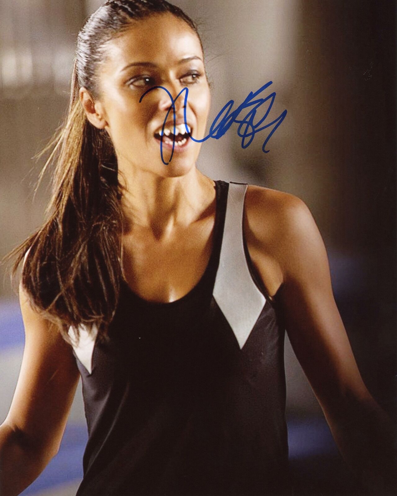 Meta Golding "The Hunger Games: Catching Fire" AUTOGRAPH Signed 8x10 ...