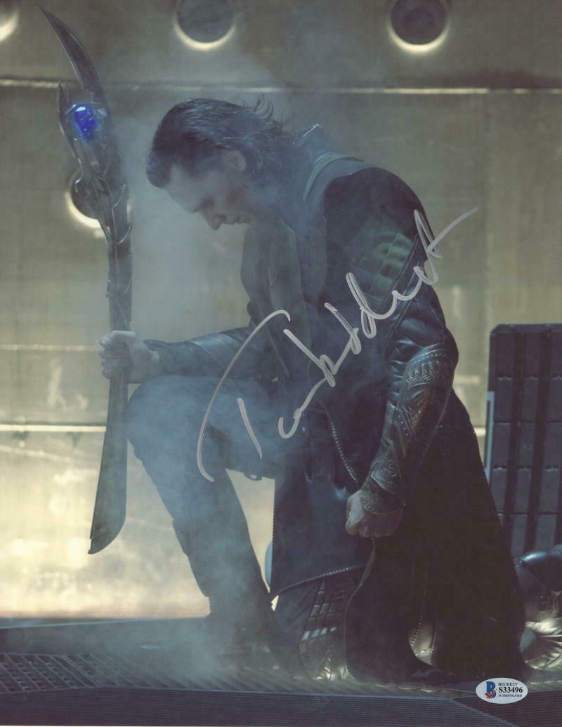 TOM HIDDLESTON SIGNED 11X14 PHOTO LOKI THOR MARVEL AUTOGRAPH BECKETT ...