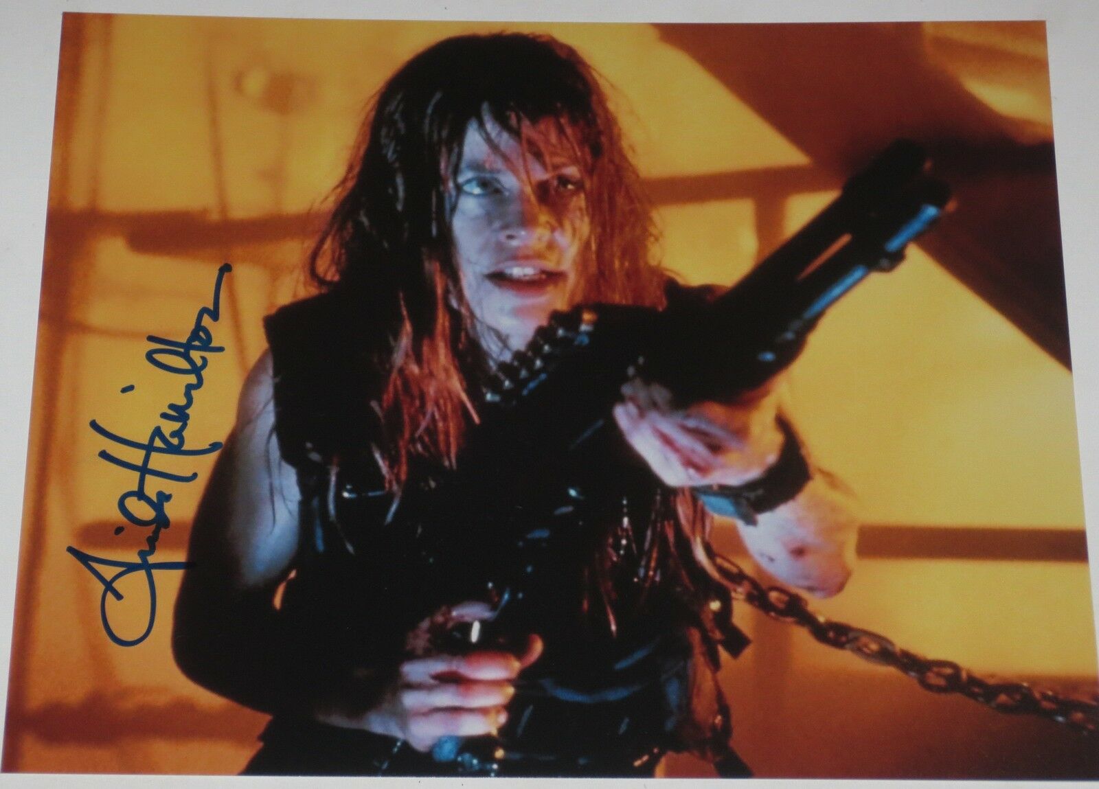 LINDA HAMILTON SIGNED 8X10 PHOTO AUTHENTIC AUTOGRAPH TERMINATOR SARAH ...
