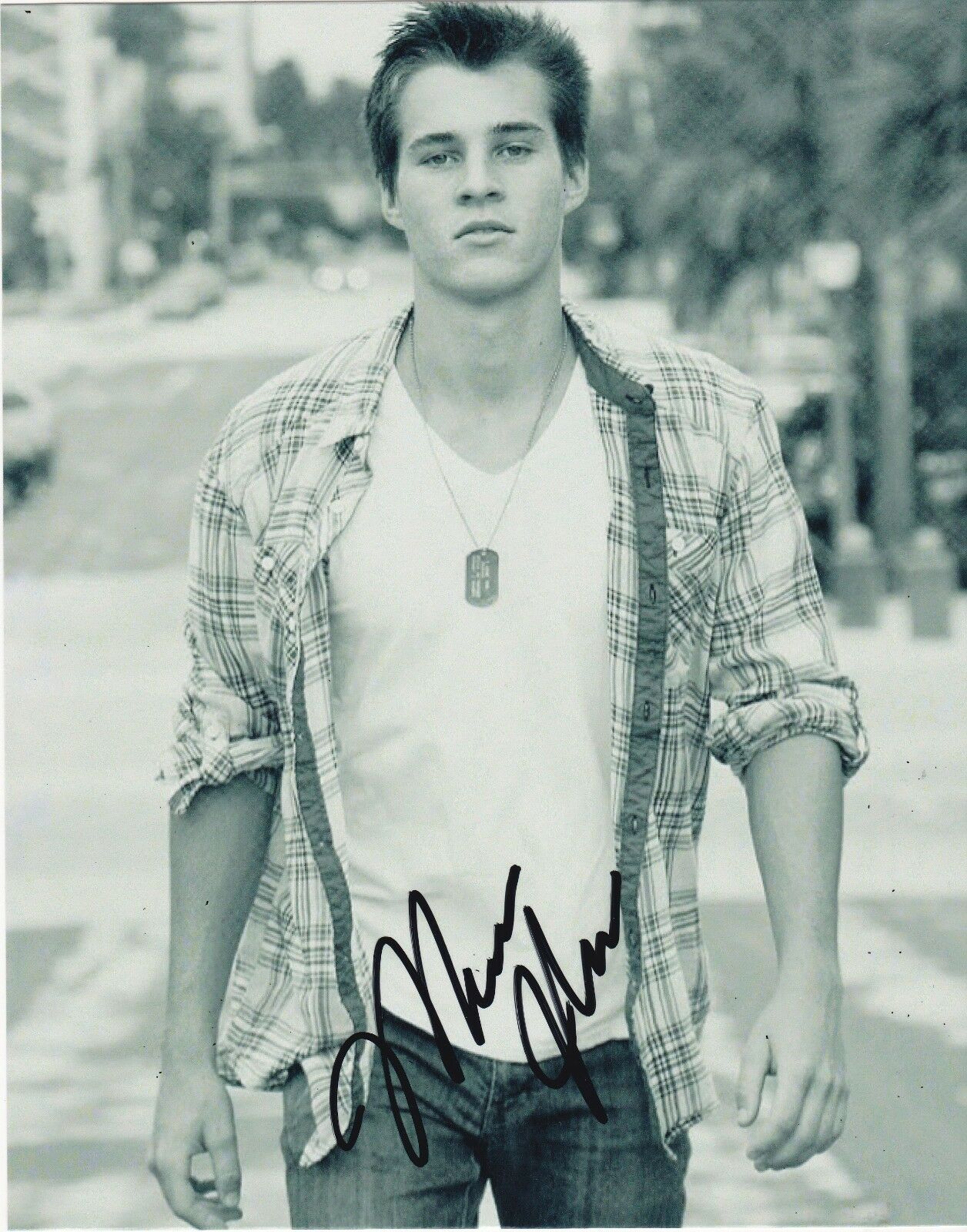 MARCUS JOHNS SIGNED 8X10 PHOTO AUTHENTIC AUTOGRAPH VINE EXPELLED COA ...
