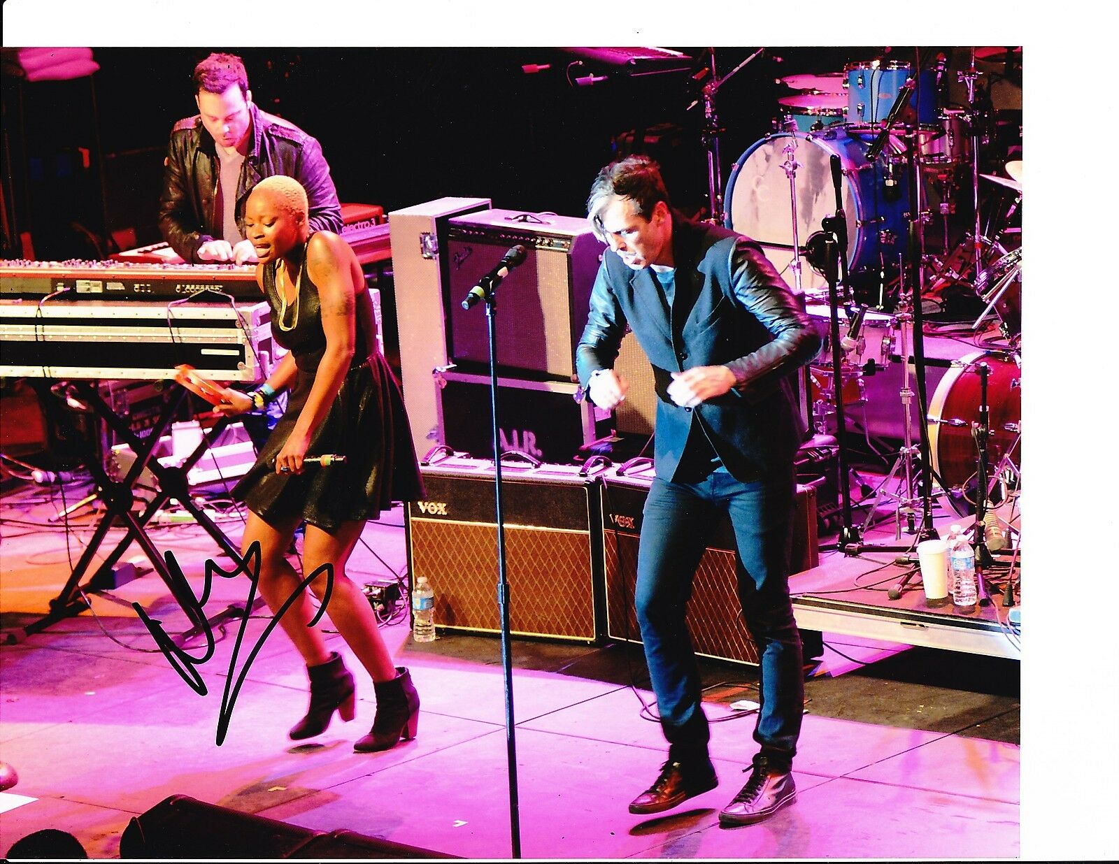 FITZ AND THE TANTRUMS NOELLE SCAGGS SIGNED ON STAGE 8X10 Collectible Memorabilia | Autographia
