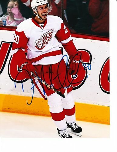 DETROIT RED WINGS DREW MILLER SIGNED GOAL 8X10 Collectible Memorabilia ...