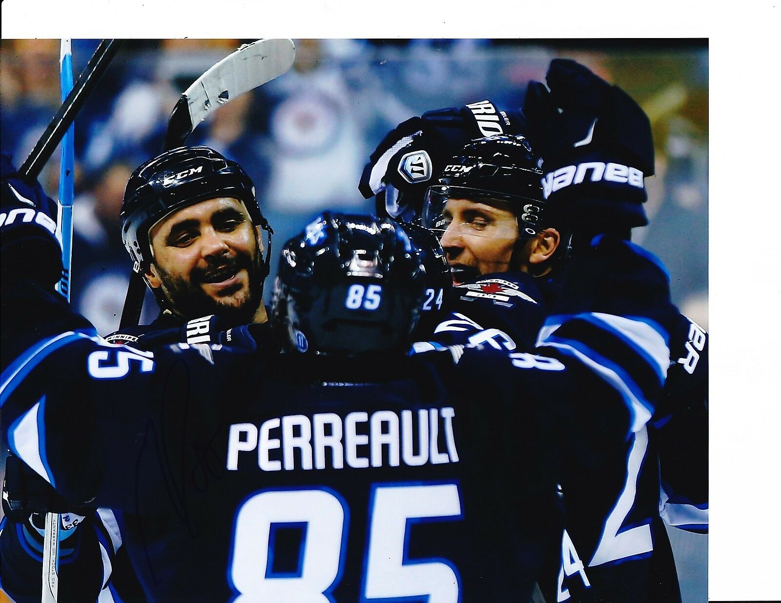 WINNIPEG JETS MATHIEU PERREAULT SIGNED CELEBRATION 8X10 Collectible ...