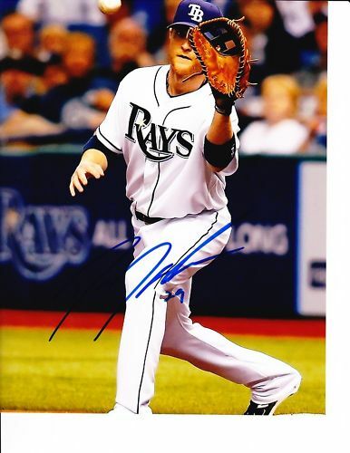 TAMPA BAY RAYS DAN JOHNSON SIGNED FIELDING 8X10 Collectible Memorabilia ...