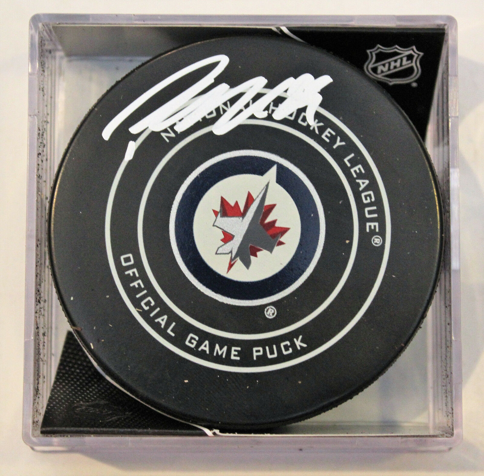 Patrik Laine Signed Winnipeg Jets Official Game Hockey Puck w/COA ...