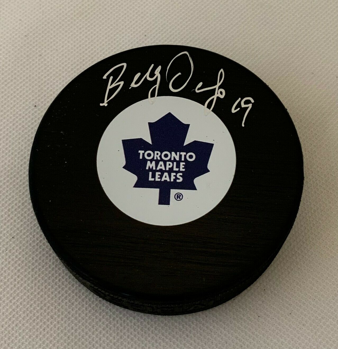 Bill Derlago signed Toronto Maple Leafs Puck autographed Collectible ...