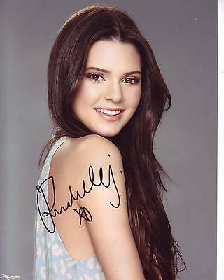 KENDALL JENNER Signed Photo w/ Hologram COA Collectible Memorabilia ...