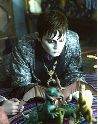 JOHNNY DEPP Signed DARK SHADOWS Photo w/ Hologram COA Collectible ...