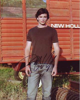 TOM WELLING Signed SMALLVILLE Photo w/ Hologram COA Collectible ...