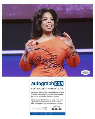 Oprah Winfrey AUTOGRAPH Signed 8x10 Photo I ACOA Collectible ...