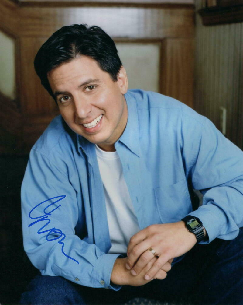 RAY ROMANO SIGNED AUTOGRAPH 8X10 PHOTO - EVERYBODY LOVES RAYMOND, MANNY ...