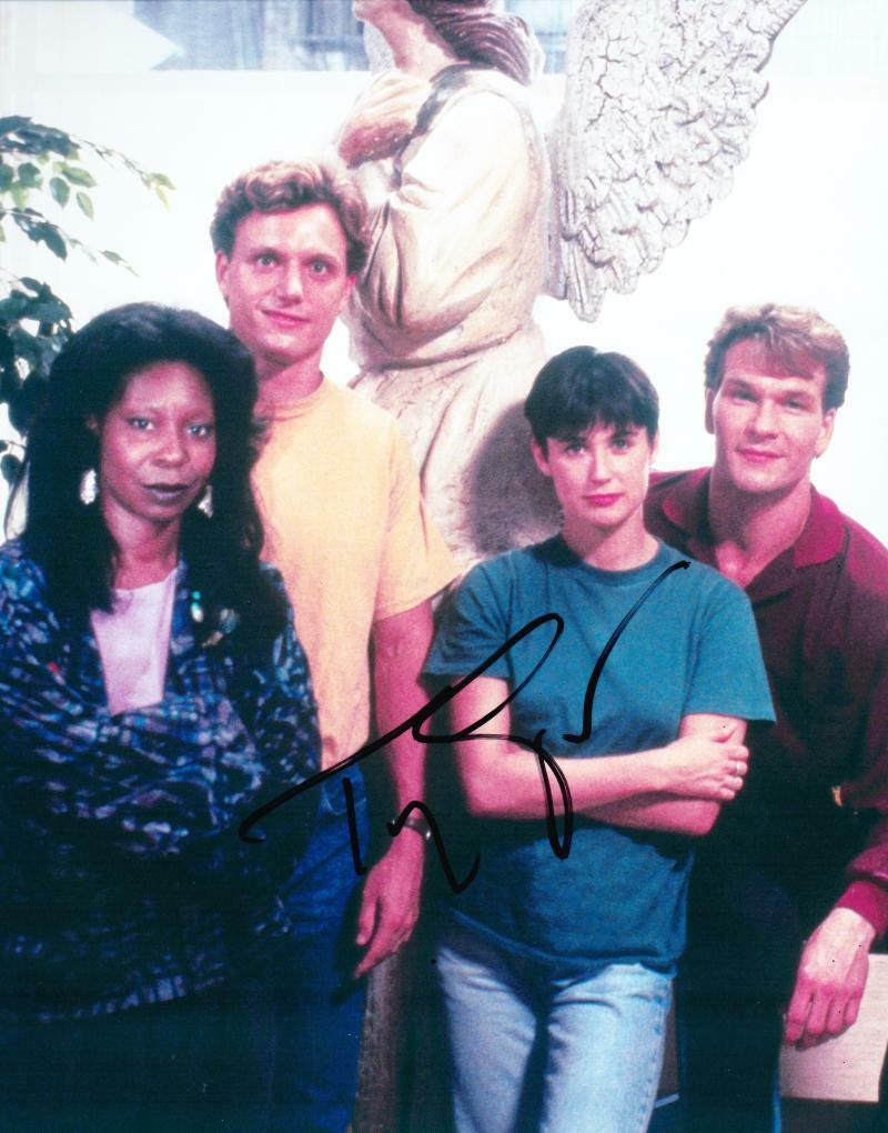 TONY GOLDWYN SIGNED 8X10 PHOTO AUTHENTIC AUTOGRAPH GHOST SCANDAL COA ...