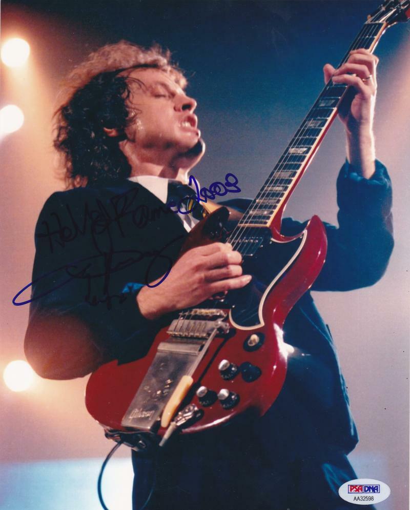 ANGUS YOUNG SIGNED 8X10 PHOTO AC/DC AUTHENTIC AUTOGRAPH PSA/DNA HOF ...