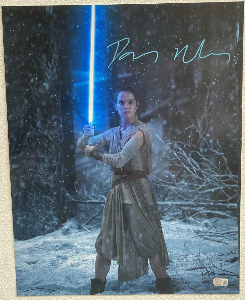 DAISY RIDLEY SIGNED 16X20 STAR WARS THE RISE OF SKYWALKER AUTOGRAPH ...